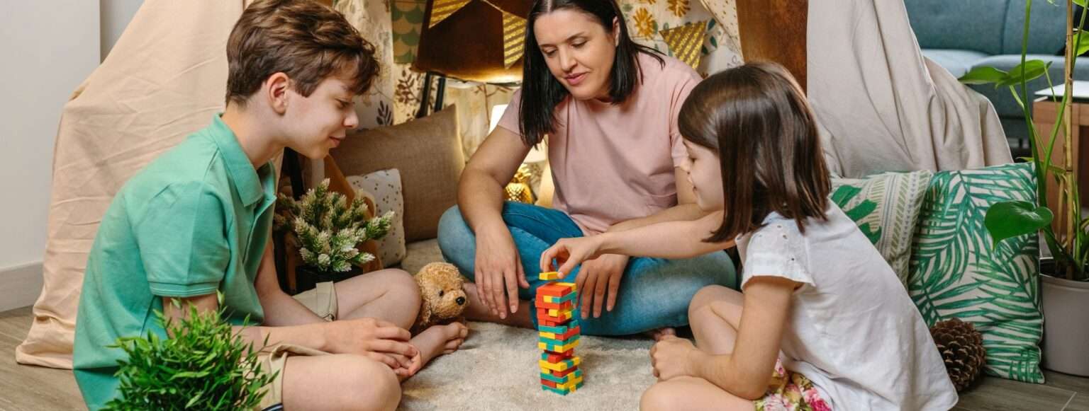 50 Indoor Games for Kids to Improve Cognition & Creativity | Binigames Blog
