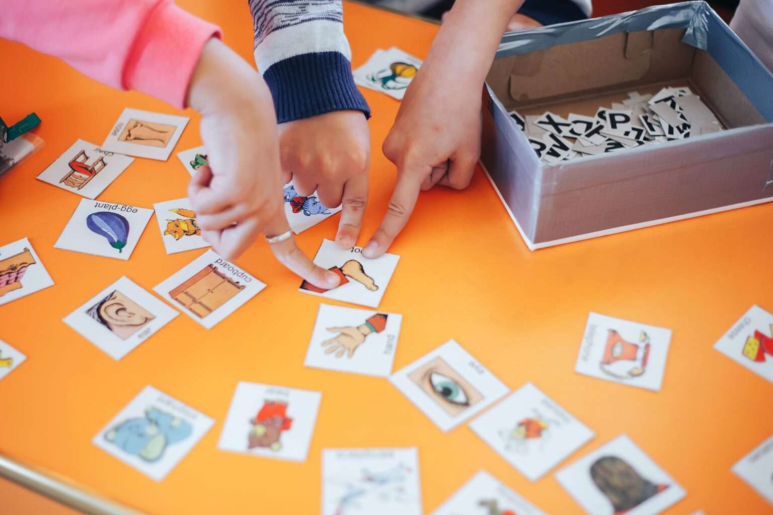 10 Phonemic Awareness Activities | Binigames Blog